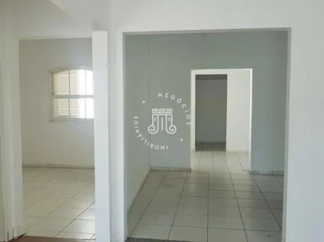 Casa comercial para locação no bairro vianelo em jundiai/sp