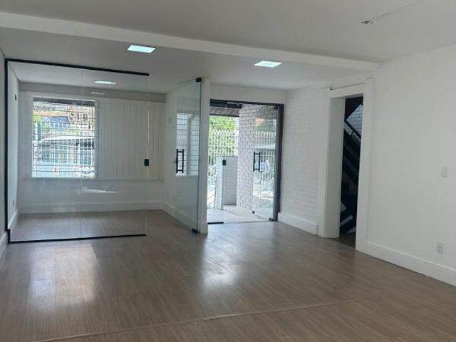Casa comercial para locação no Centro 280m²