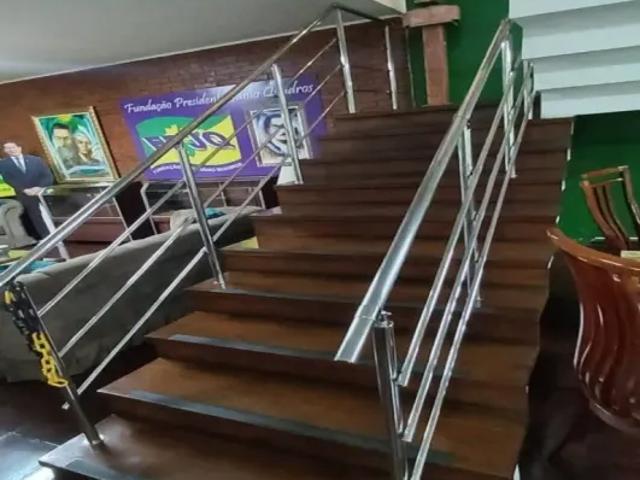 Casa comercial para Venda e locação com 4 Quartos e 3 banheiros à Venda, 289 m² por R$ 3.000.000 zon