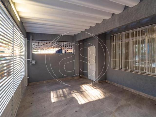 Casa Comercial para Venda e Locação em Moema Índios com 02 Vagas !