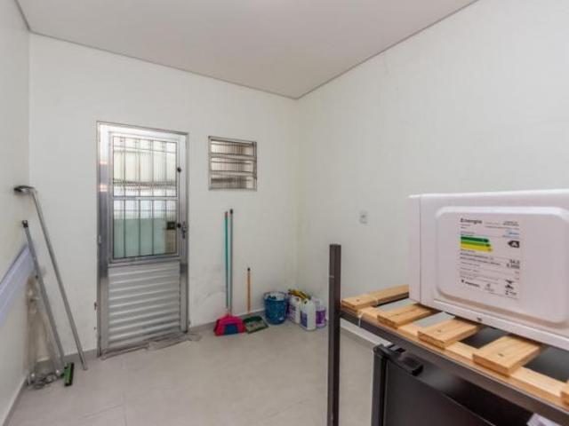 Casa comercial para venda em Itaquera, 100m²