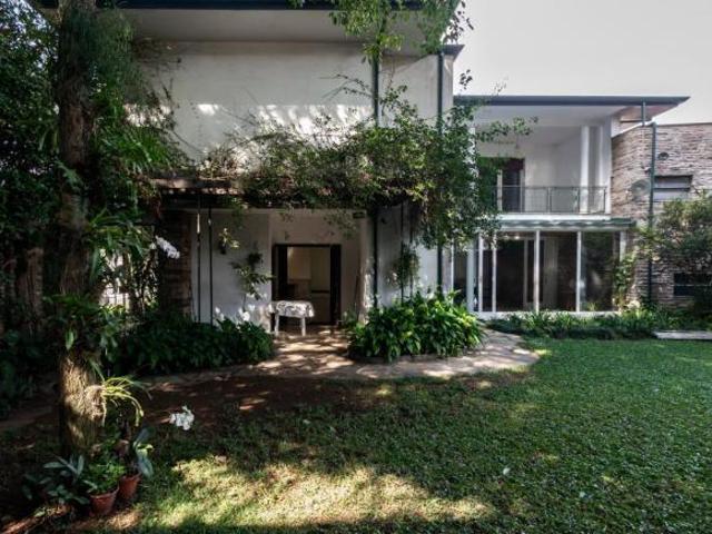 Casa comercial para venda em Jardim América, 642m²
