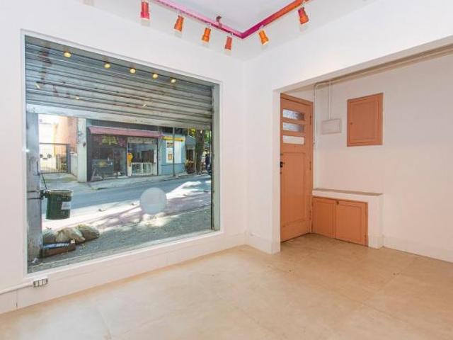 Casa comercial para venda em Pinheiros, 100m²