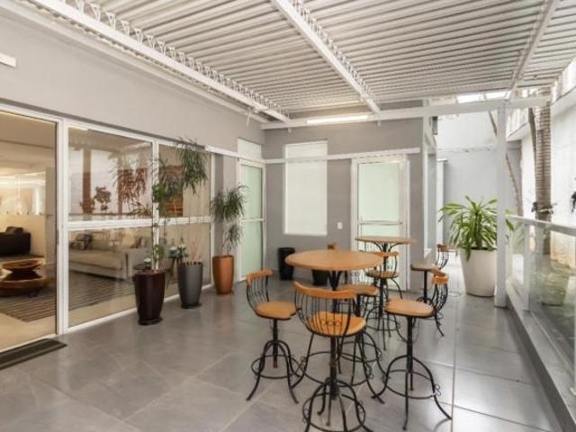 Casa comercial para venda em Vila Andrade, 760m²