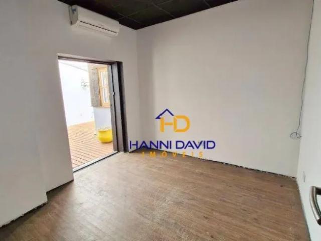 Casa Comercial com 10 salas, próxima as estações de metro Ana Rosa e Paraíso. Vila Mariana