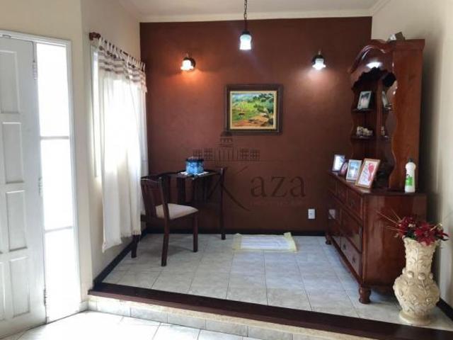 Casa Comercial Residencial em Caçapava