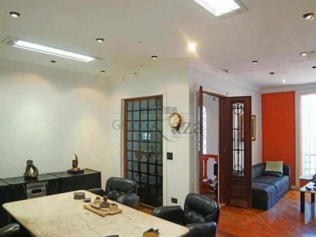 Casa Comercial Residencial Jardim América 5 Dormitórios 447m²