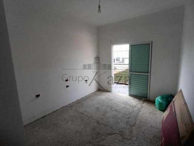 Casa comercial Residencial Santa Maria Jacareí 4 Dormitórios 248m²