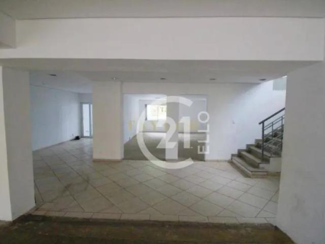 Casa comercial Rua Bento de Andrade