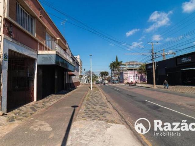 CASA COMERCIAL/RESIDENCIAL COM 372,80m² REBOUÇAS REF 6074