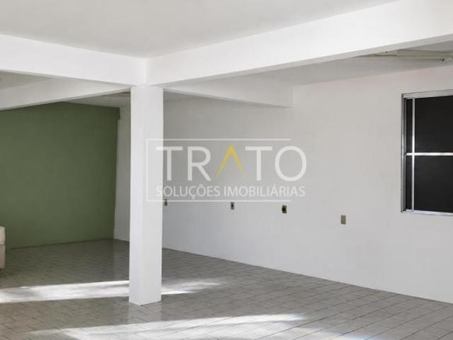 Casa comercial/residencial para venda na Vila Industrial