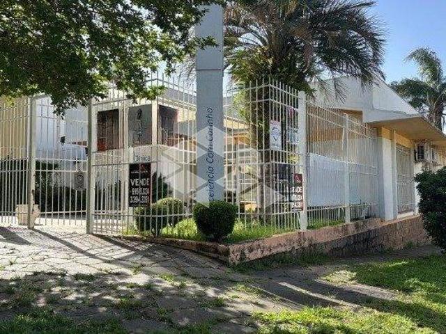 Casa Comercial/Residencial Próximo da Wenceslau Escobar no bairro Vila Assunção