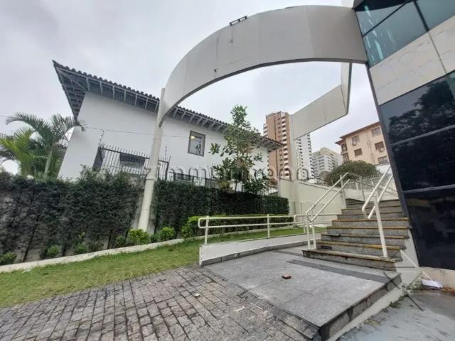 Casa comericial pacaembu 7 vagas