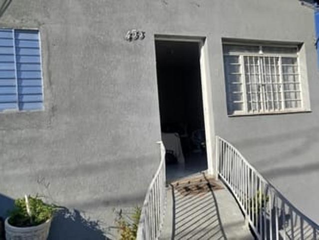 casa compartilhada com 2 pessoas