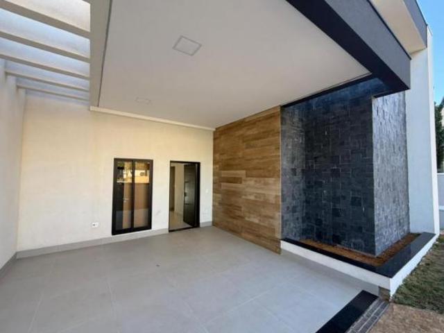 Casa completa no Jardim Vista Bella | Só aqui na Imobiliária Rosa e Rangel