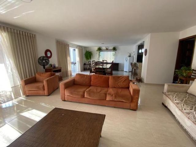 Casa Completa no Litoral 5 Quartos, Edícula, Piscina e Sala Comercial Averbada