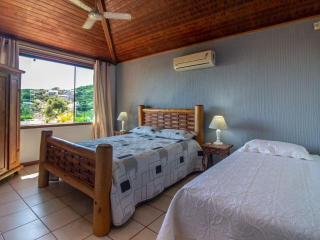 Casa Completa, Cinco Quartos, Piscina e Churrasqueira em Geribá, Búzios/RJ Por Luxury Rentals