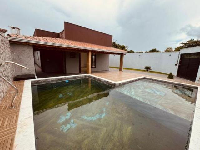 Casa completa com piscina e área gourmet
