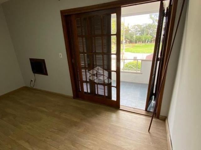 Casa Completa com Piscina, Salão de Festas e Vista para o Guaíba