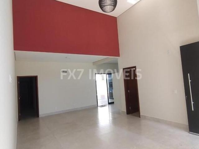 Casa completa em planejados a venda no Condomínio Jardim de Mônaco em Hortolândia com 3 quartos