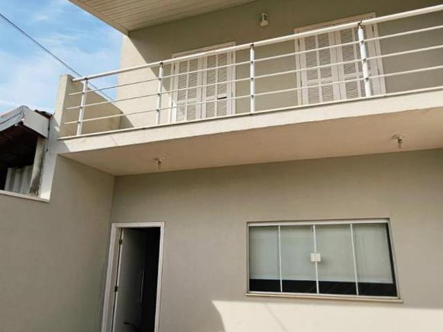 Casa completa, pronta para viver — conforto, espaço e segurança em cada detalhe