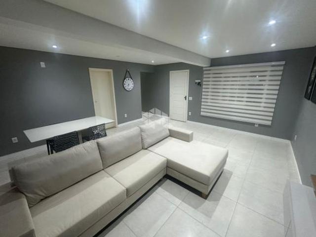 Casa completa, reformada e com piscina a 2 quadras do Zaffari Hípica!