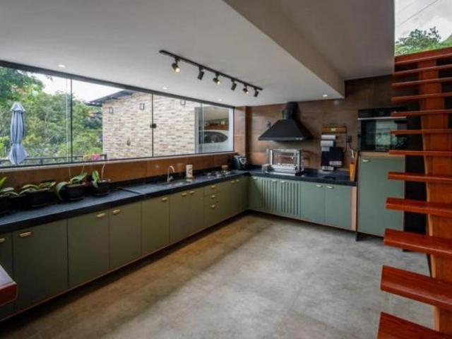 Casa con 3 quartos de 132 m² en Venda, Vila Hortolândia