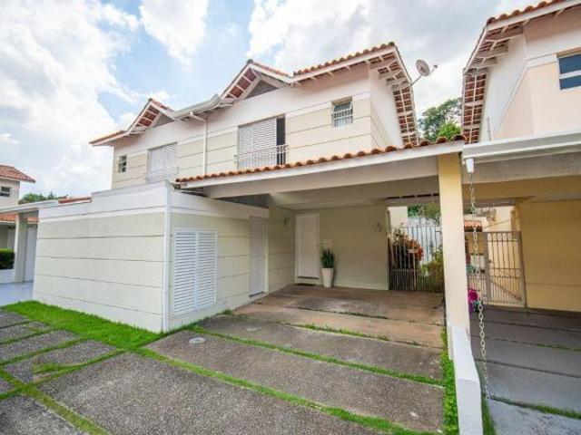 Casa Cond. Bosque dos Manacás na Granja Viana