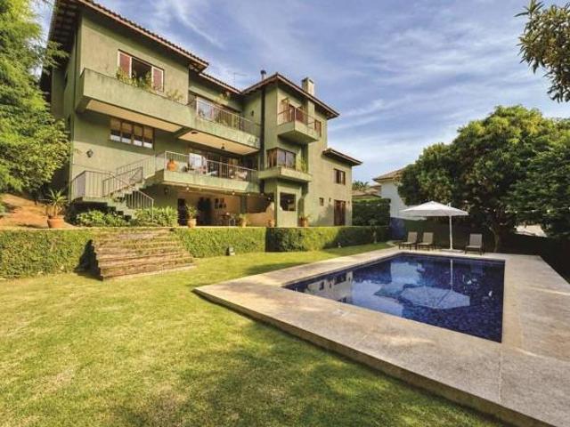 Casa Cond. Euroville na Granja Viana