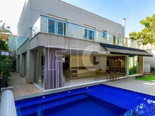 CASA COND. HÍPICA GARDEN CHÁCARA SANTO ANTÔNIO Venda 600 m² 3 Suítes 5 Vagas