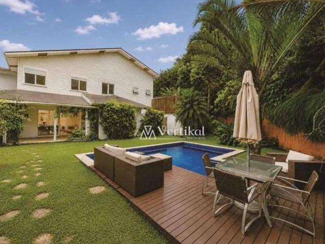 Casa Cond. Jardim das Paineiras na Granja Viana