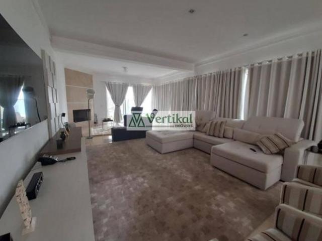 Casa Cond São Paulo II na Granja Viana