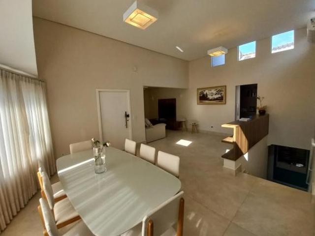 Casa Cond. São Paulo II Granja Viana