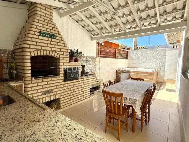 Casa Cond. Reserva Olga com 3 Dorms, Gourmet Completa e Hidro para 5 Pessoas Av. São Paulo Aceita
