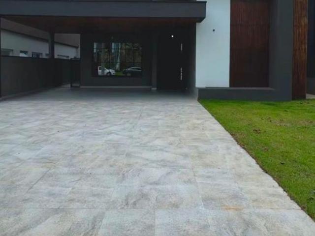 Casa Cond. Reserva Santa Maria na Granja Viana