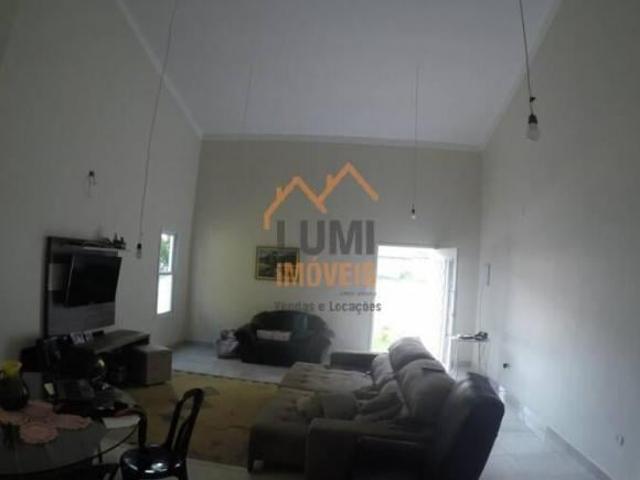 Casa Cond. Villas R$ 1.800.000 3 suítes com piscina Horto Florestal