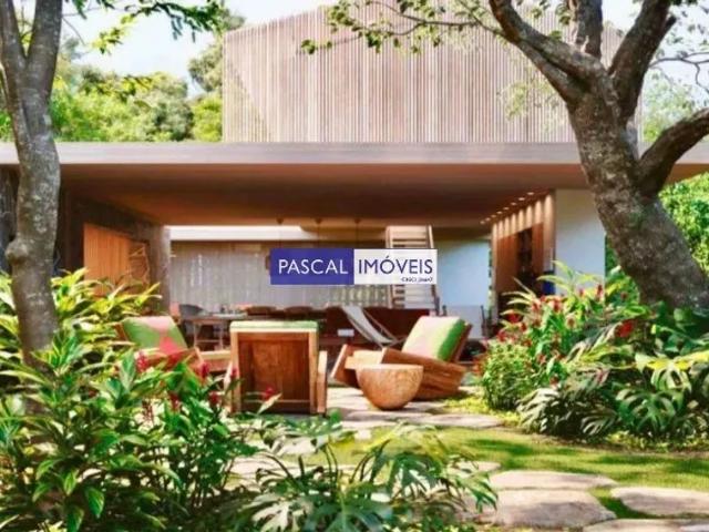 Casa Condomínio 3 suítes 4 Vagas