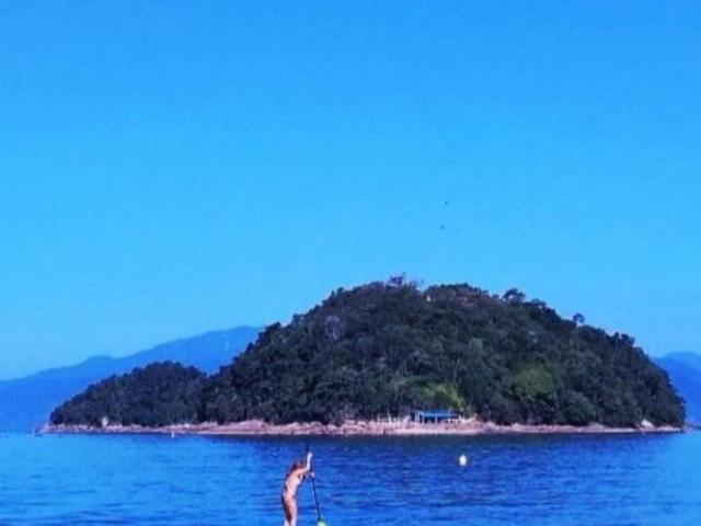 Casa Condomínio 3 dormitórios Praia Massaguaçu Caraguatatuba
