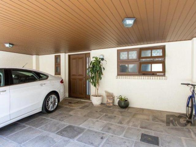 Casa condomínio | 3 Quartos | 1 Suíte | 2 Vagas | 249,20m2 Privativos | Bairro Assunção