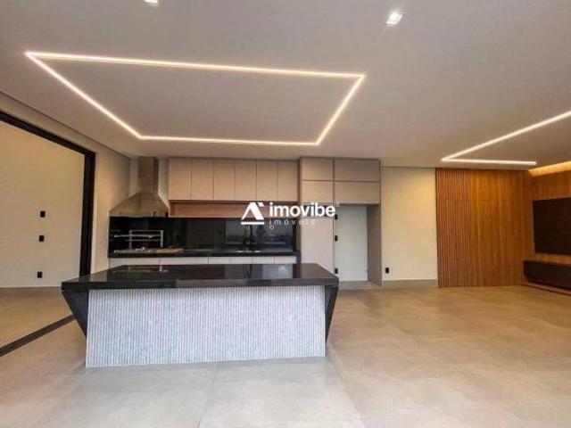 CASA CONDOMINIO 3 SUITES