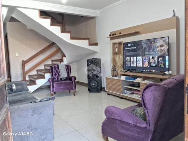 Casa Condominio 2 dorm. 2 vagas. 196m² Bairro Guarujá