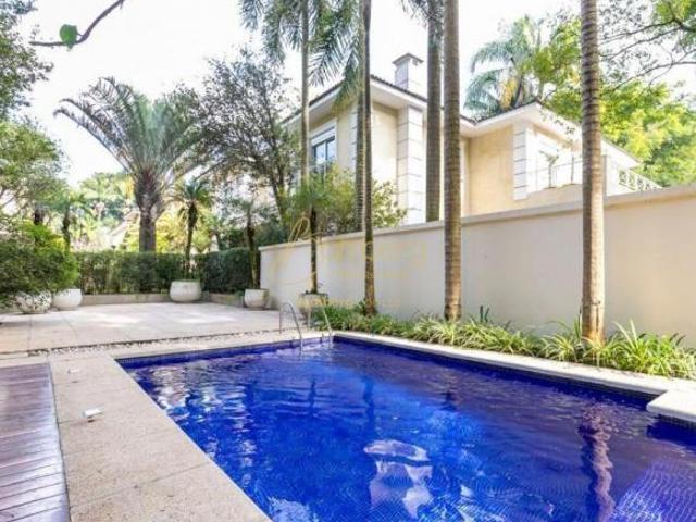 CASA CONDOMÍNIO 4 SUITES JARDIM PISCINA ESCRITÓRIO MUITA SEGURANÇA