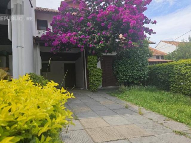 Casa condominio 4D, 4 WC, 3 vagas, Cavalhada, Porto Alegre, RS