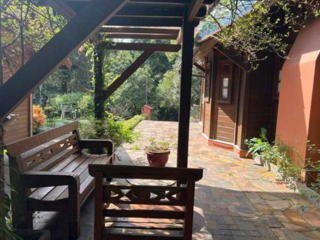 CASA CONDOMINIO