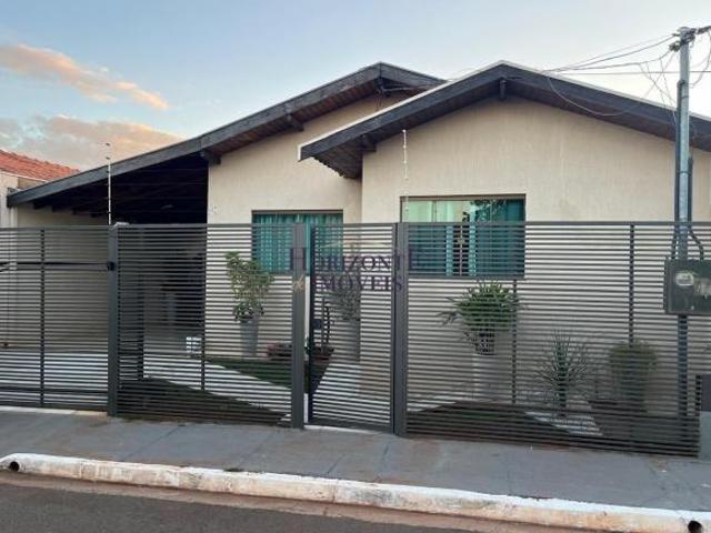Casa condomínio com piscina à venda no bairro Vila Santa Luzia Campo Grande/MS