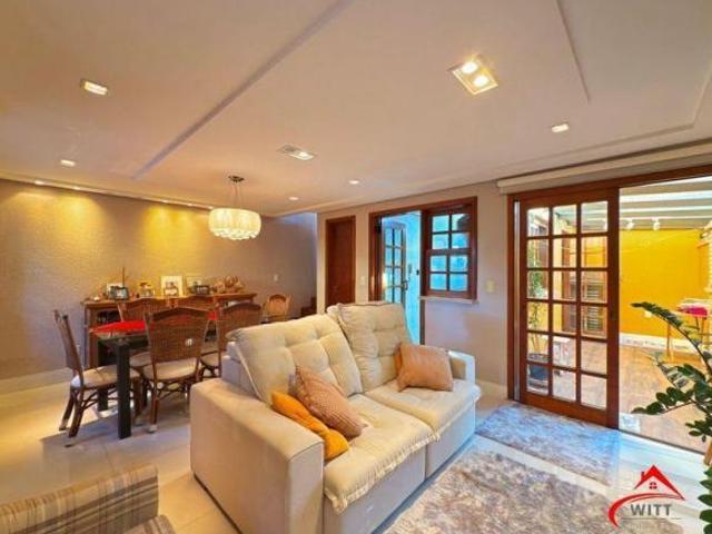Casa Condominio com 3 dormitórios, sendo 1 suites, 2 vagas Pedra Redonda