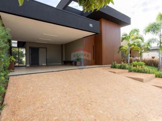 Casa Condomínio com 3 quartos, 3 suítes, Condomínio Quinta Dos Ventos, Vila do Golf