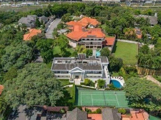 Casa condomínio com 5 suítes, 1750 m² venda por R$ 27.000.000 ou aluguel por R$ 160.008.000/mês