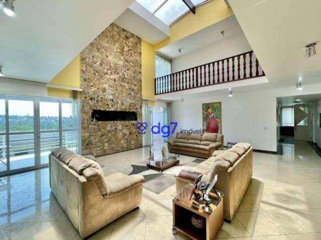 Casa Condomínio com 6 dormitórios, 1200 m² Golf Village Granja Viana