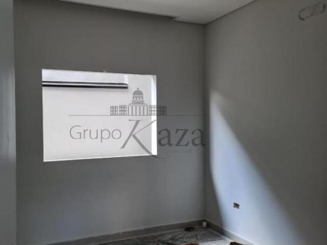 Casa Condomínio Condomínio Terras do Vale Caçapava 3 Dormitórios 150m²